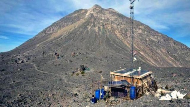 Melihat Pesona Jawa Tengah Dari Puncak Gunung Merapi | Hibur.id