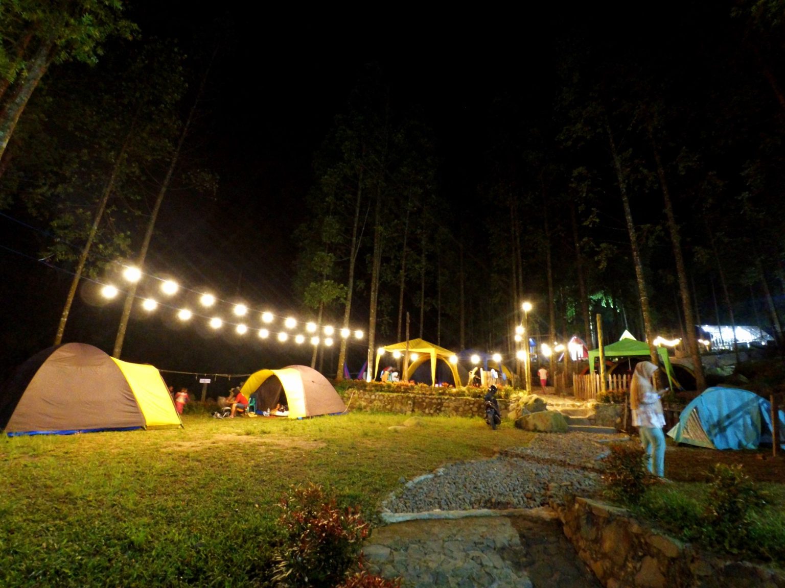 Sensasi Berkemah Di Wonderful Citamiang Glamping Ground | Hibur.id