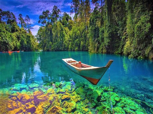 7 Destinasi Wisata Terbaik yang Harus Dikunjungi di Kalimantan Timur ...