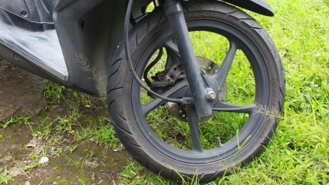 Rekomendasi Ban Motor BeAT Terbaik, Jangan Asal Pilih! | Hibur.id