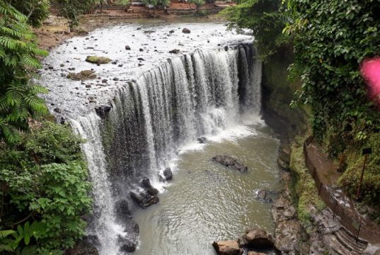 7 Air Terjun Mini di Indonesia yang Mirip Niagara | Hibur.id